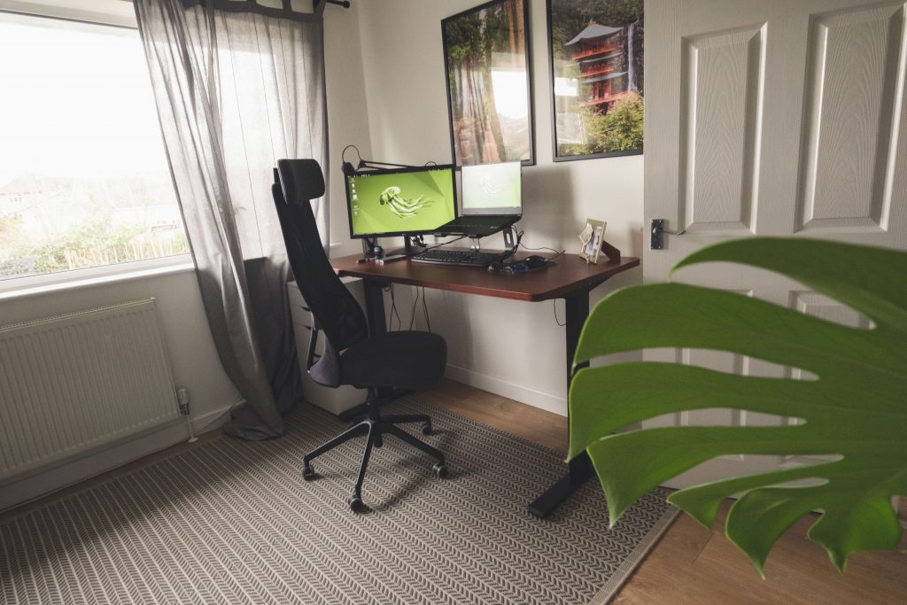 Flexispot: The Perfect Standing Desks Review – You Could Travel