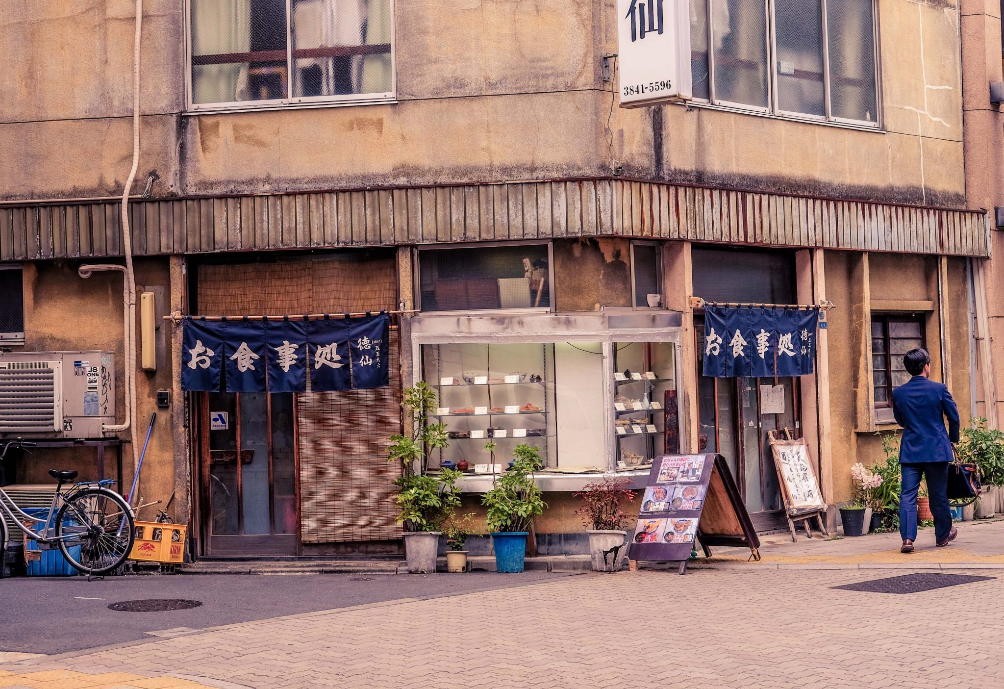 How to behave in Japan: Essential Japanese manners and etiquette – You ...