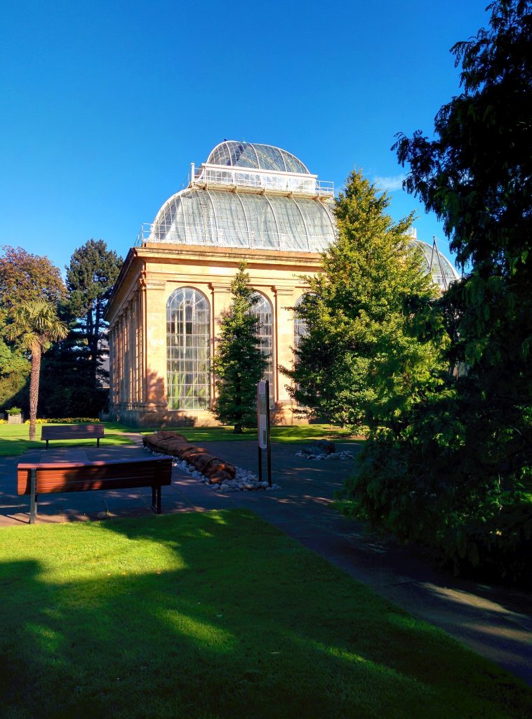 The Royal Botanic Gardens of Edinburgh – You Could Travel